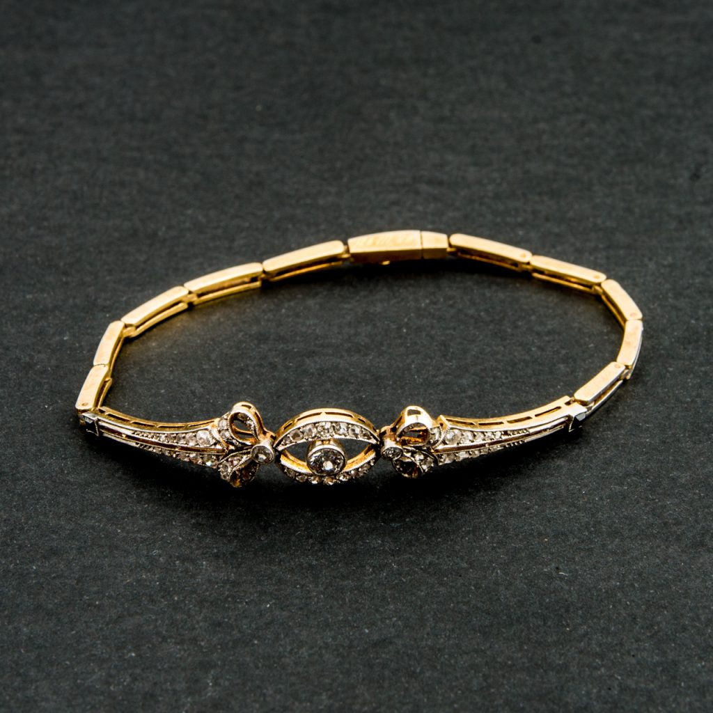 PULSERA ANTIGUA DE ORO BLANCO CON DIAMANTES | JOYERIA ALVIORO